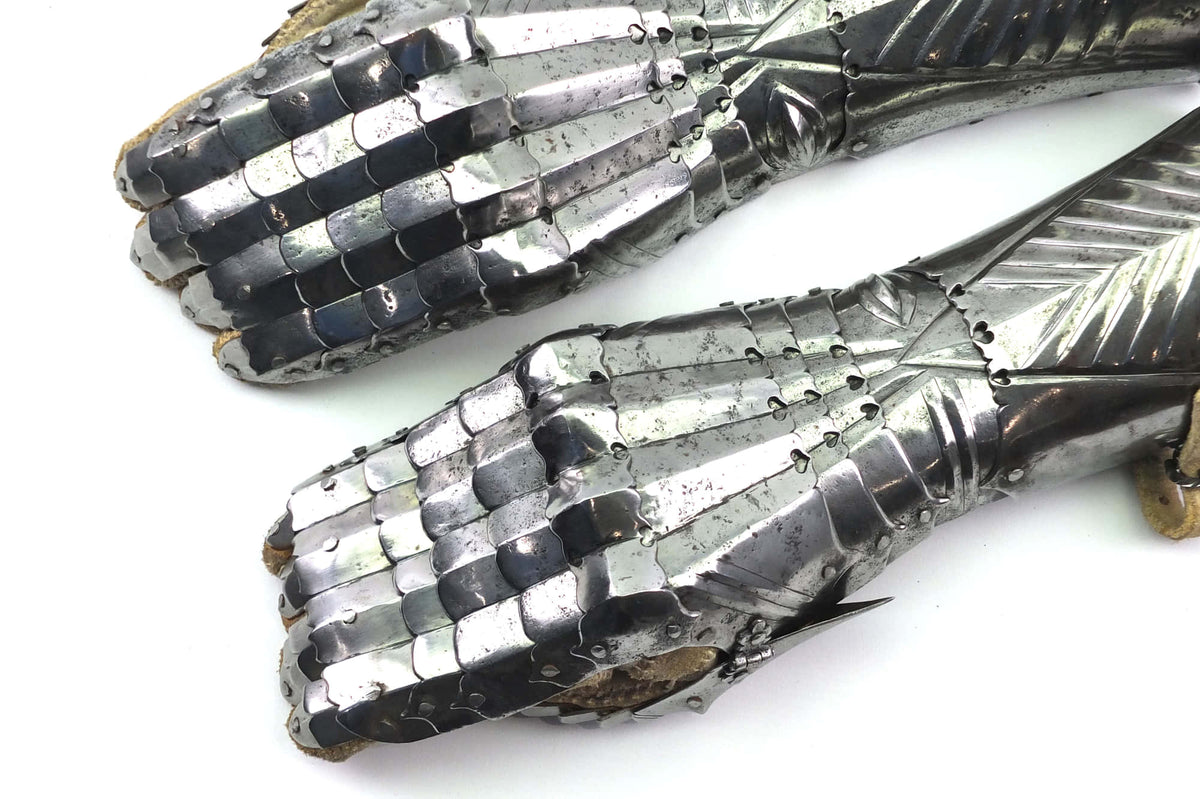 Pair of German Gothic Mitten Gauntlets . Ref X3333 – West Street Antiques